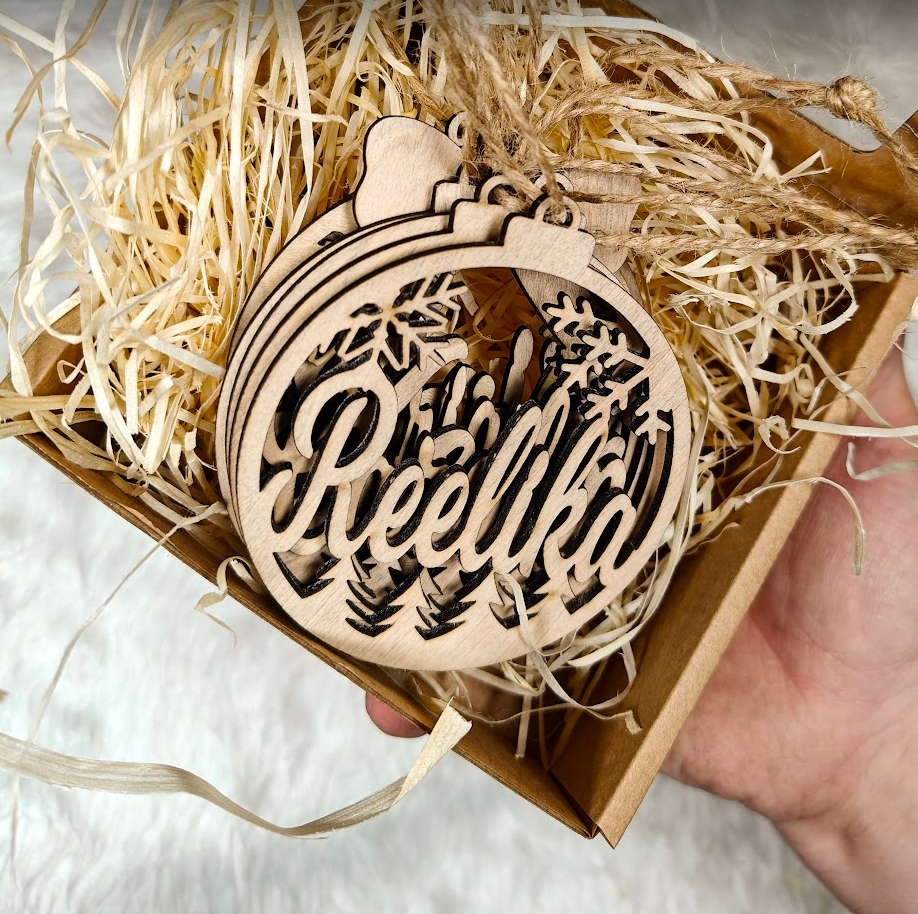 Puidust nimega jõuluehted